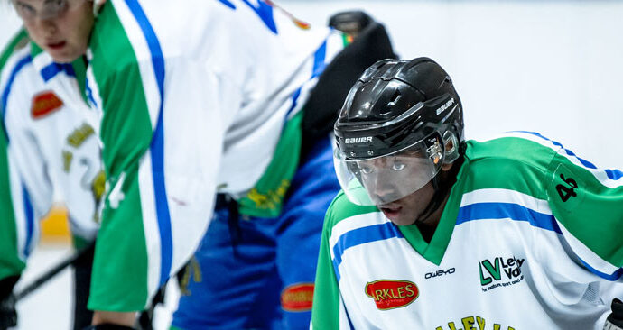 Slide 3 © Phil Hutchinson – Lee Valley Lions